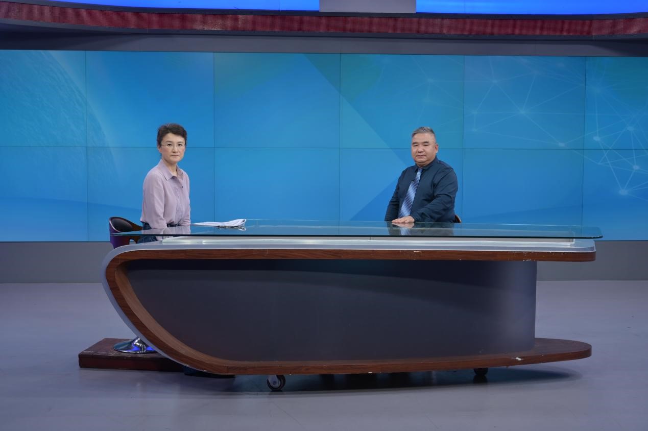 抒见律所刘亚军：敢于挑战 直面真相_新华在线网